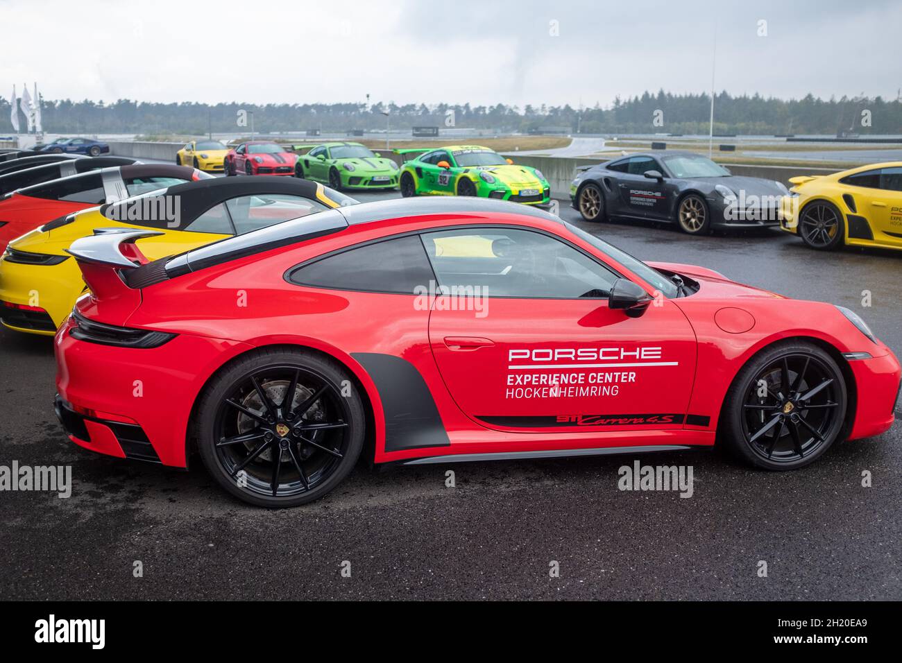 Porsche customer experience centre hi-res stock photography and images ...