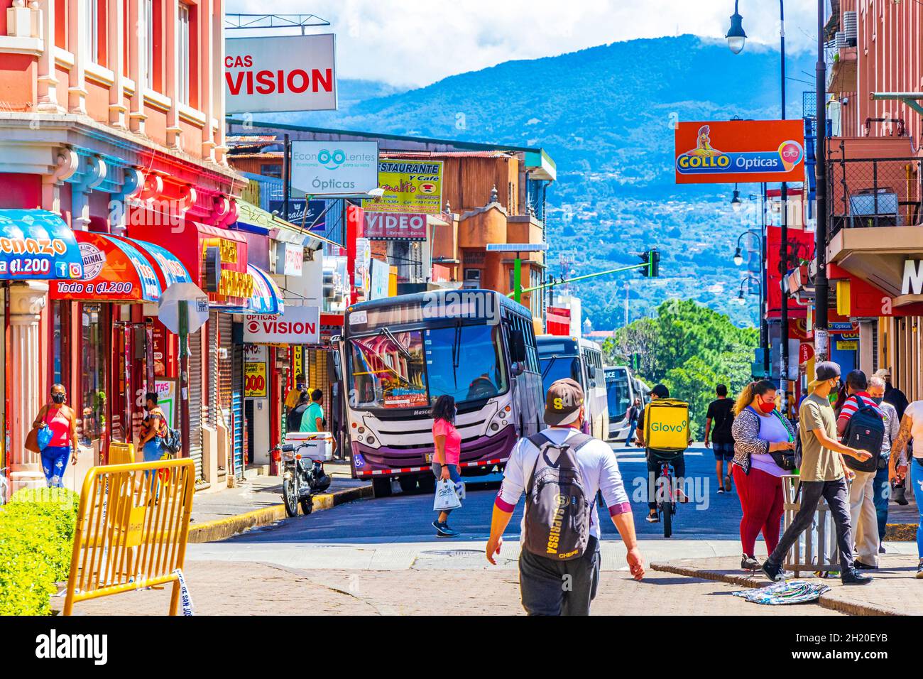 San José Costa Rica 04. January 2021 Colorful bus busses in busy ...