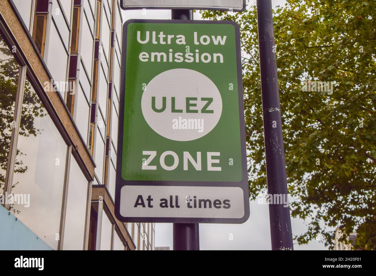 Expand sign hi-res stock photography and images - Alamy