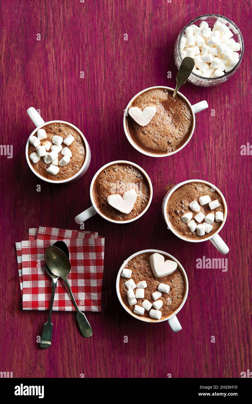 A selection of different hot chocolate drinks with marshmallows Stock ...