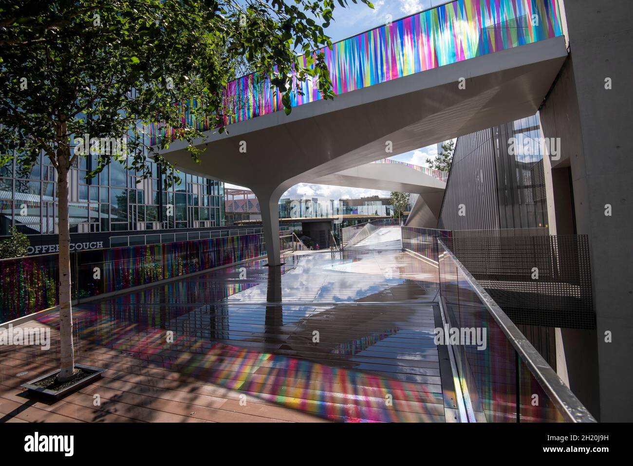 The Tide Walkway, Greenwich Peninsula London England UK Stock Photo - Alamy