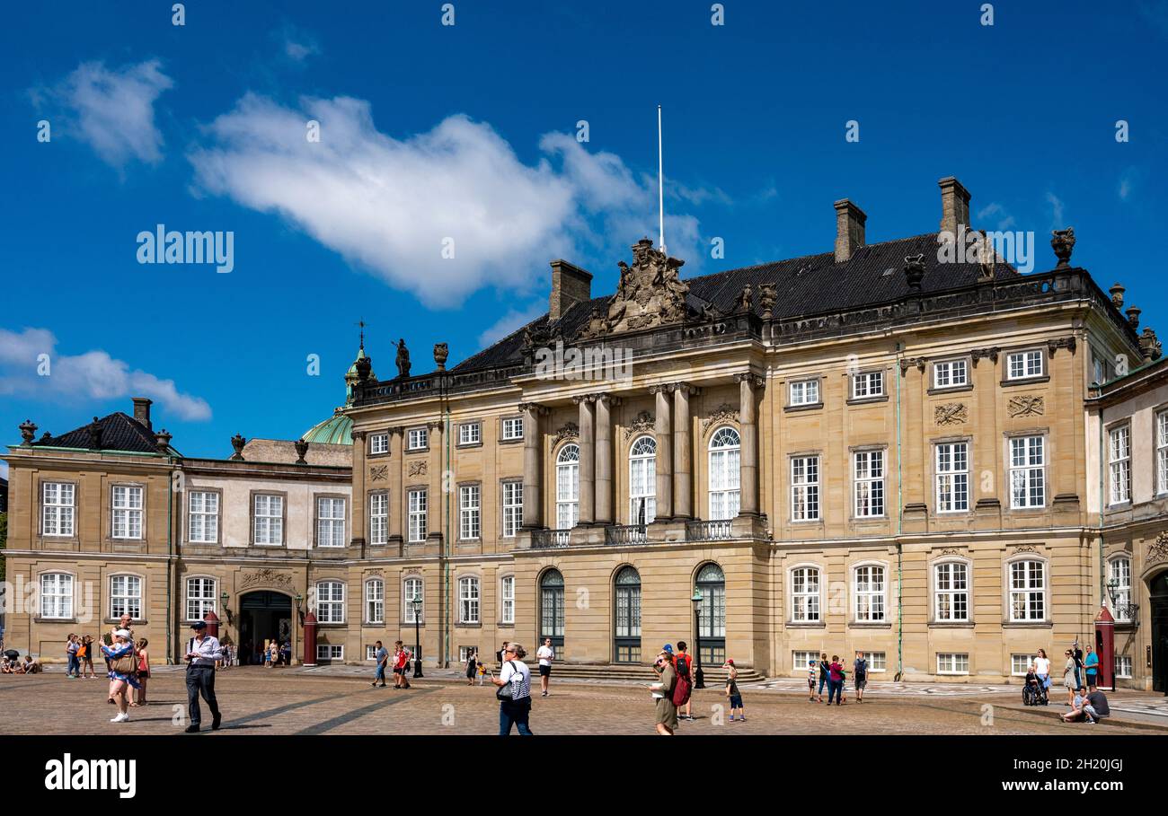 Danish royal family home hi-res stock photography and images - Alamy