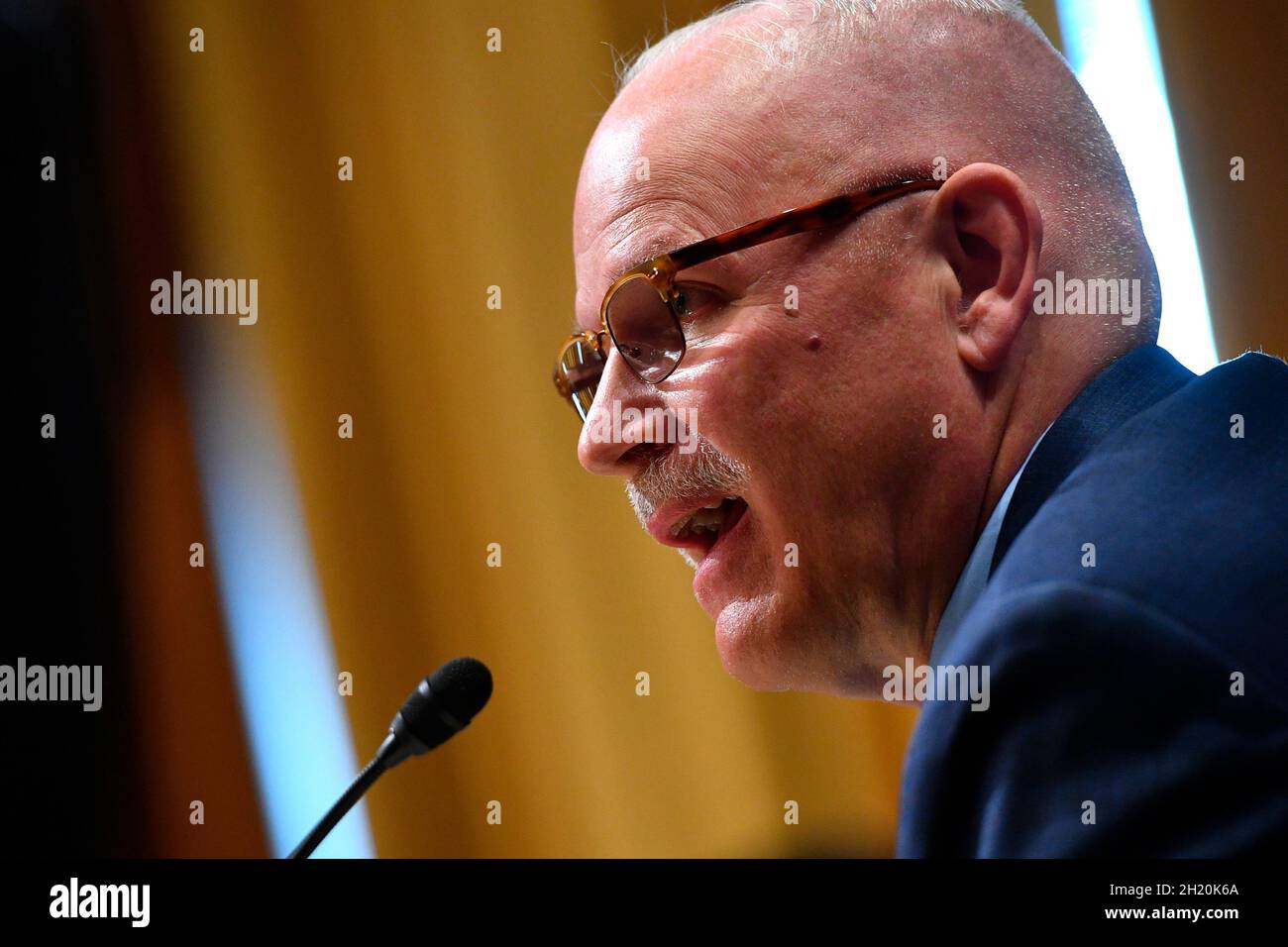 Washington, Vereinigte Staaten. 19th Oct, 2021. Chris Magnus testifies ...