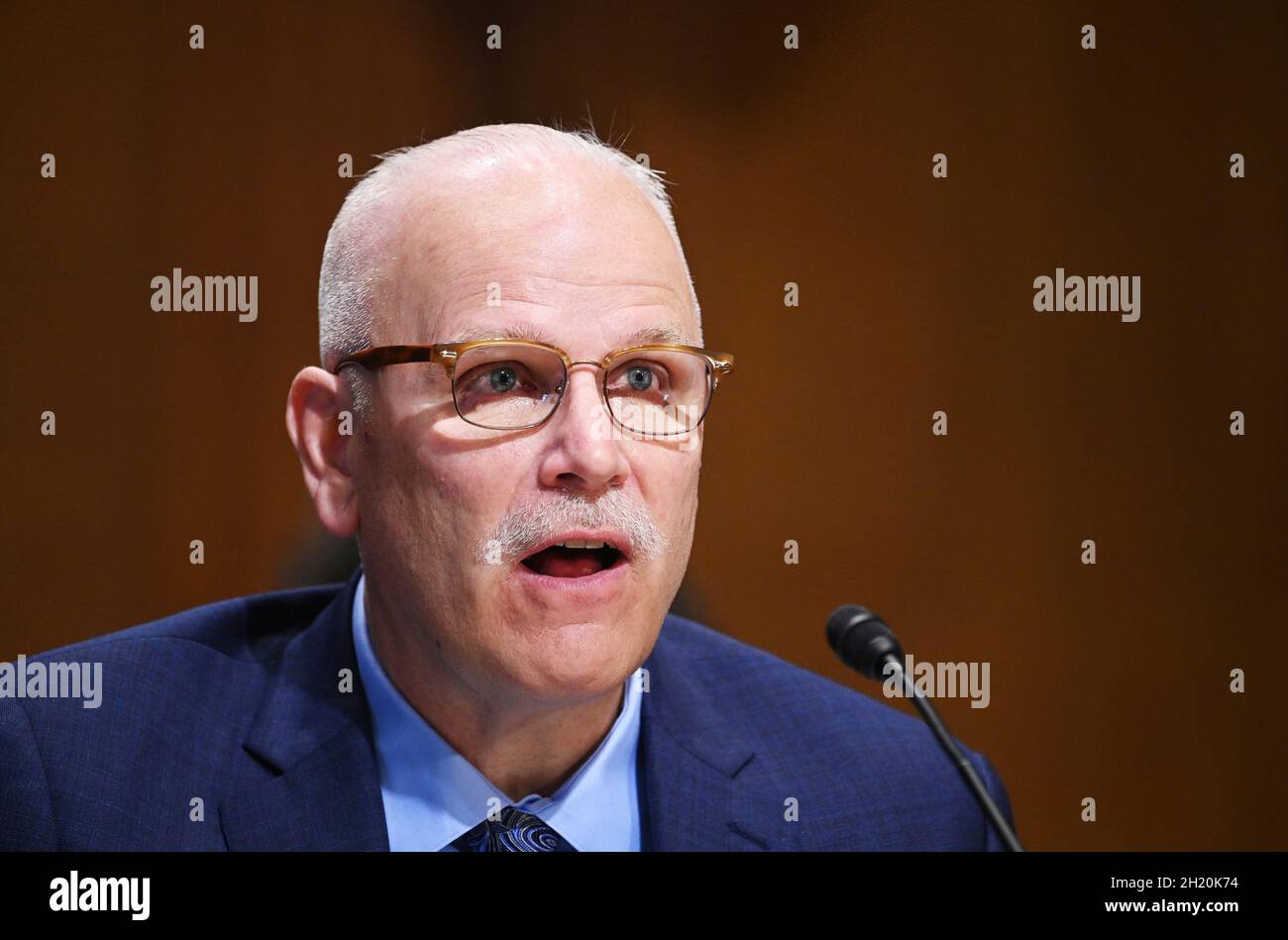 Washington, Vereinigte Staaten. 19th Oct, 2021. Chris Magnus testifies ...