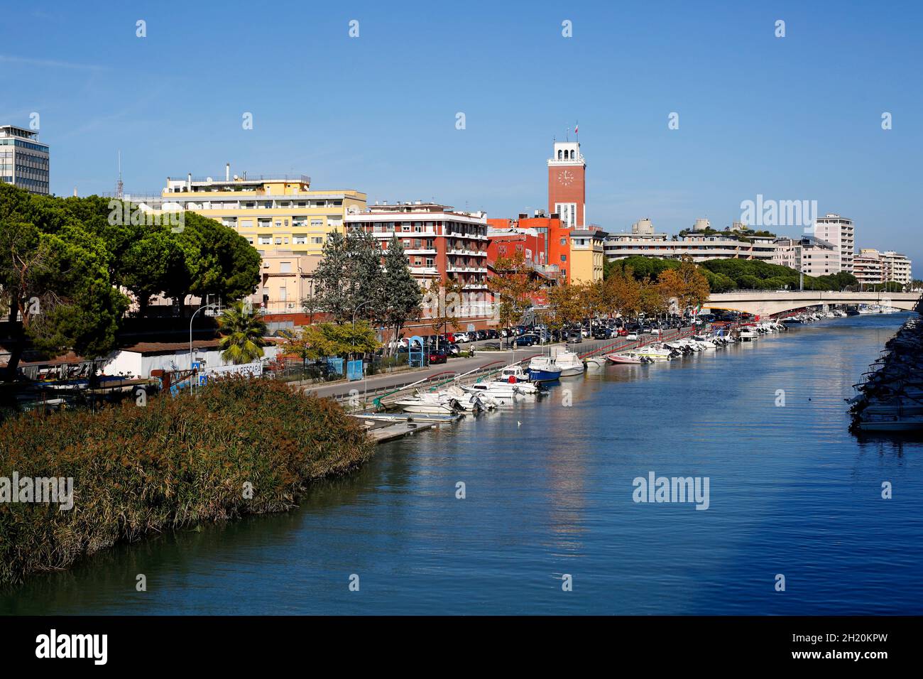 Pescara, Abruzzo, Italy. View of Pescara showing the Palazzo di Citta ...