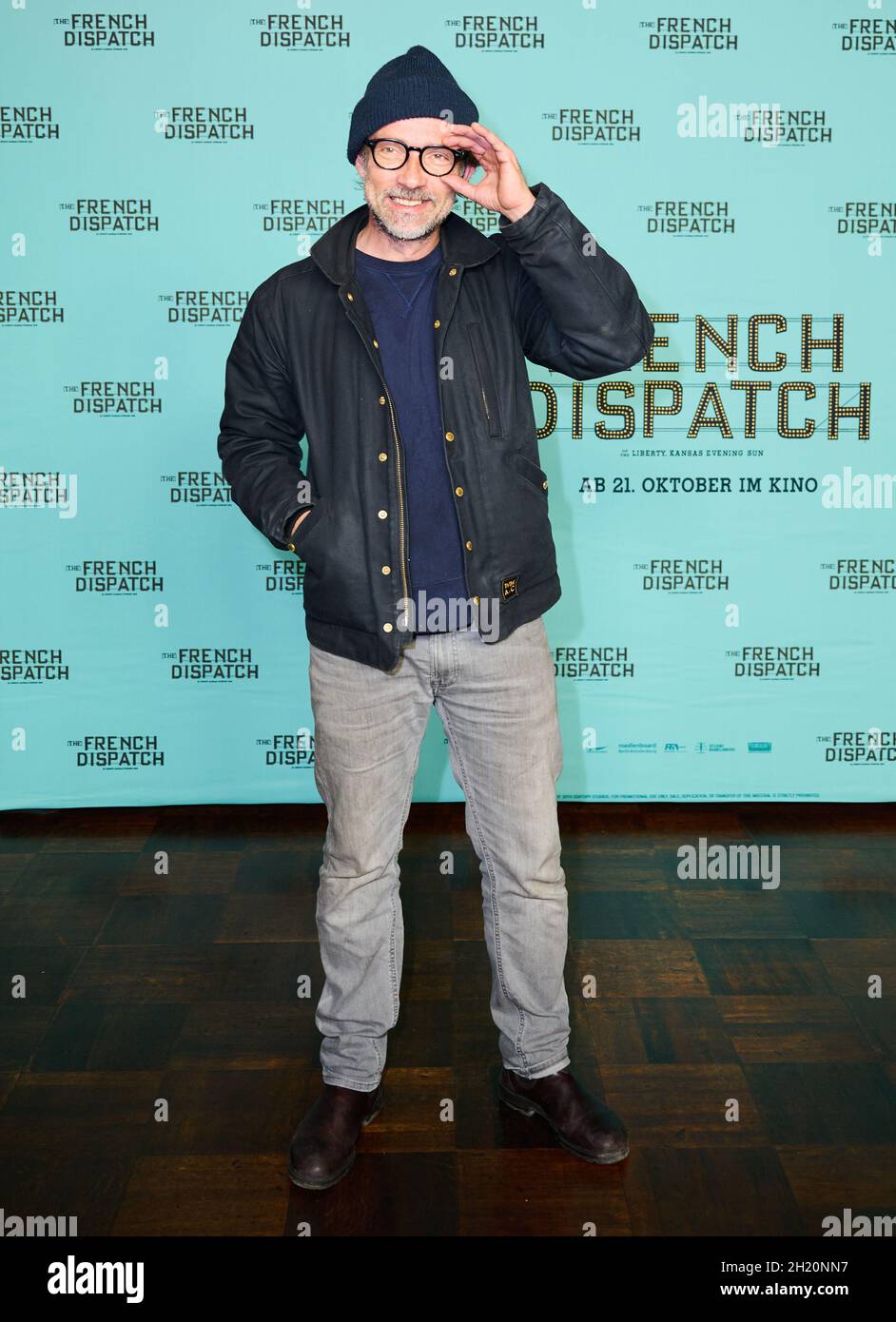 Berlin, Germany. 19th Oct, 2021. Lucas Gregorowicz comes to the special ...