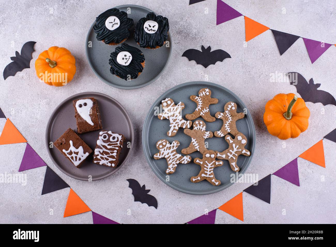Set of scary Halloween desserts Stock Photo - Alamy