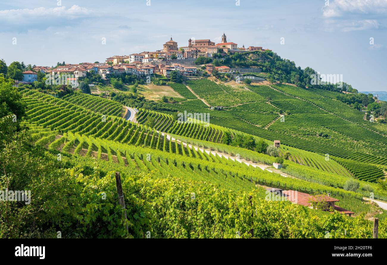 Cavour italy hi-res stock photography and images - Alamy