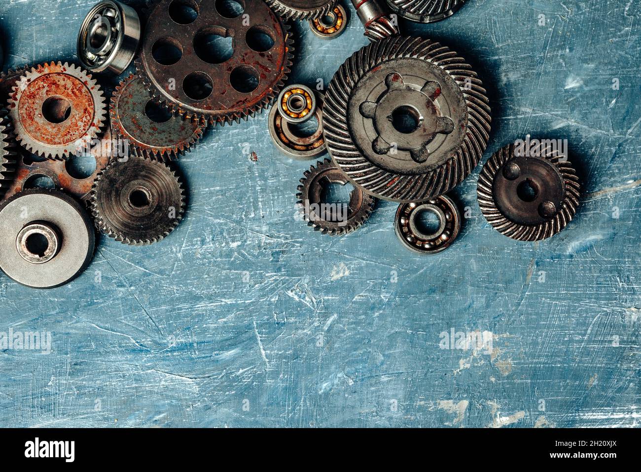 Top view of old rusty car parts Stock Photo - Alamy