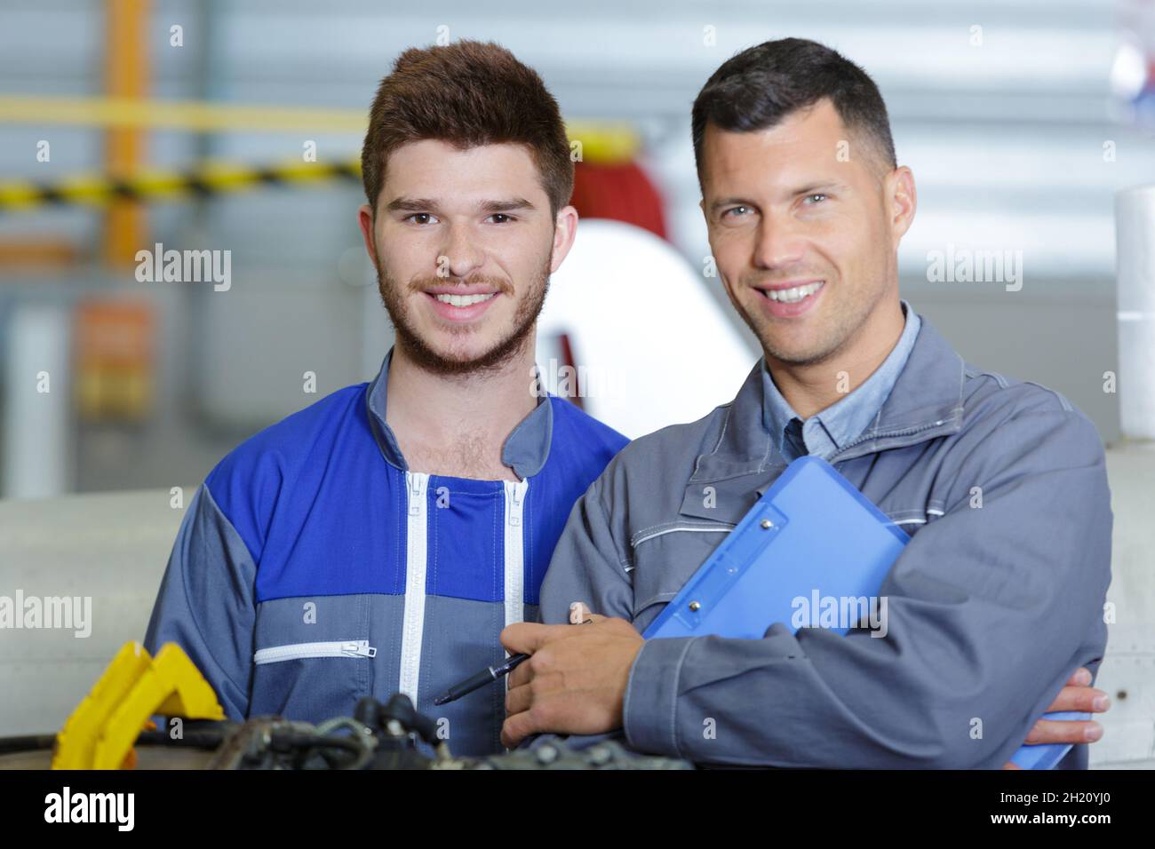 Factor worker hi-res stock photography and images - Alamy