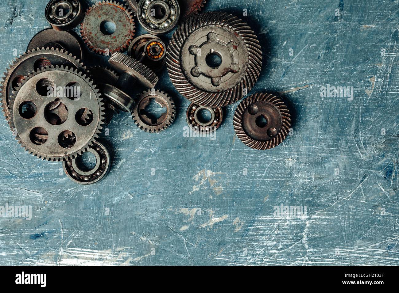 Top view of old rusty car parts Stock Photo - Alamy