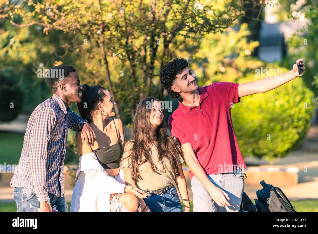 Multiethnic group selfie hi-res stock photography and images - Alamy