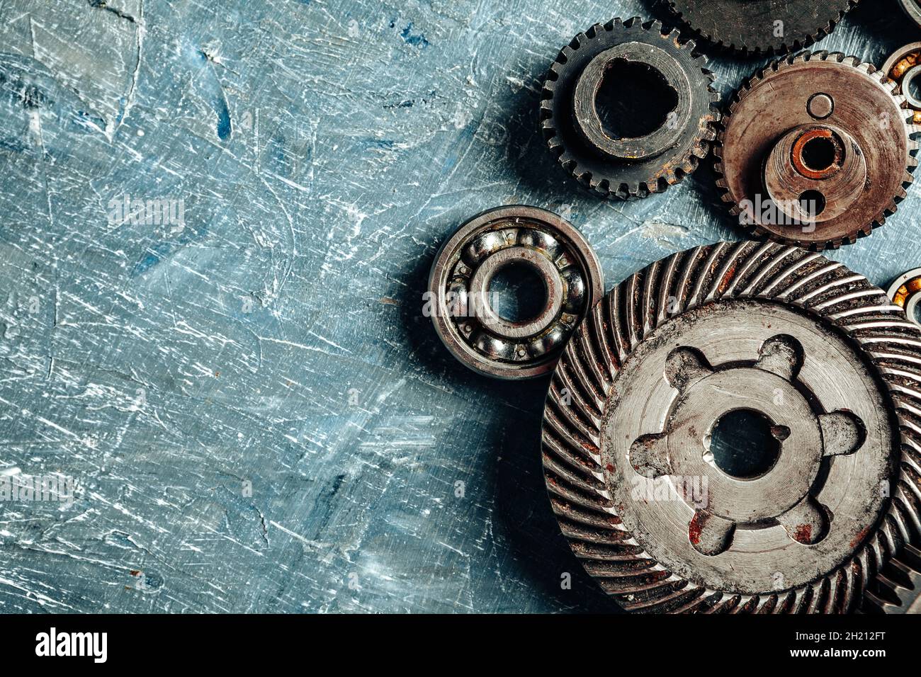 Top view of old rusty car parts Stock Photo - Alamy