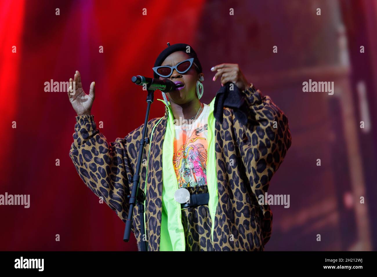 Lauren hill singer hi-res stock photography and images - Alamy