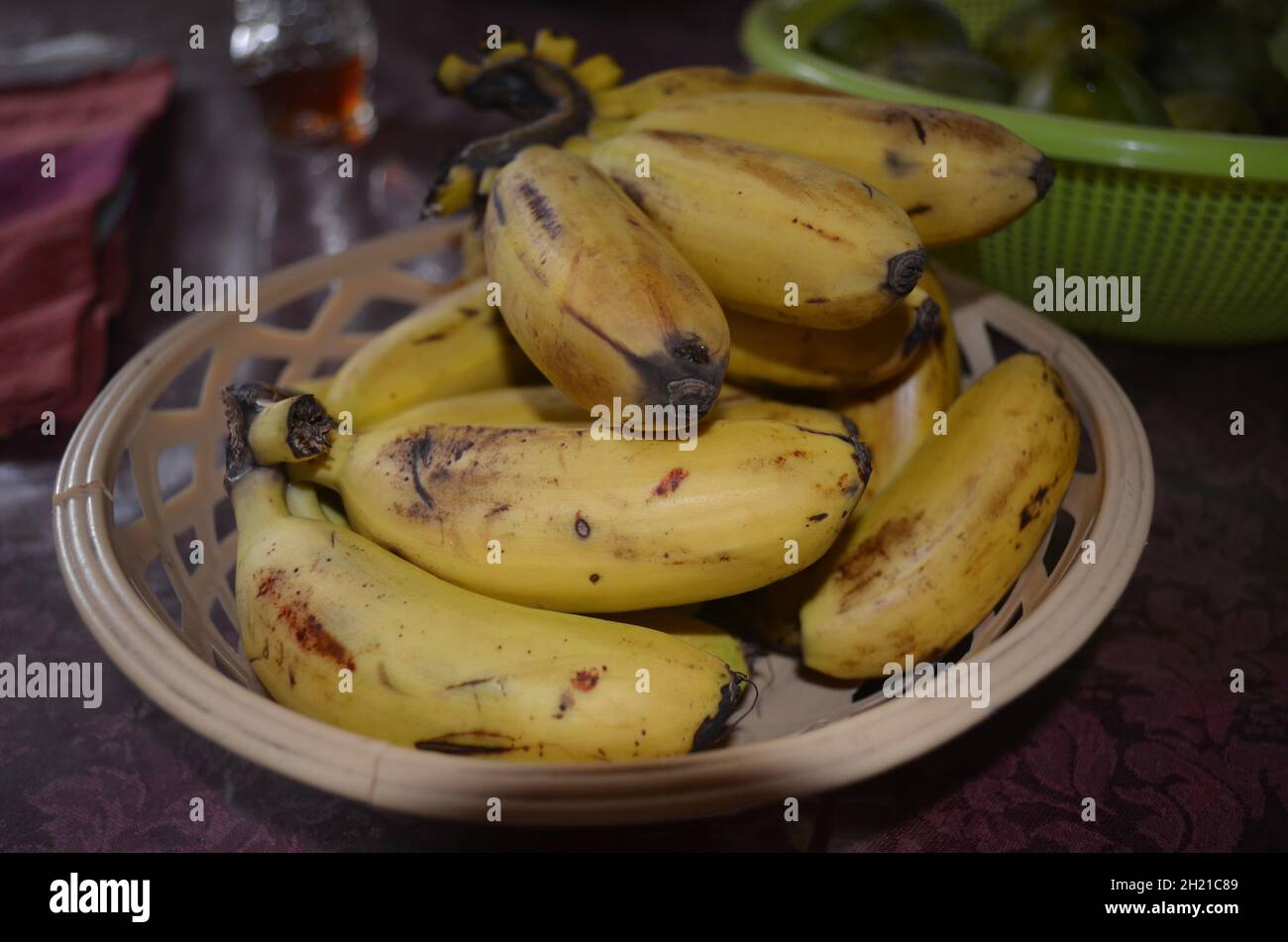 Bananas organicas hi-res stock photography and images - Alamy