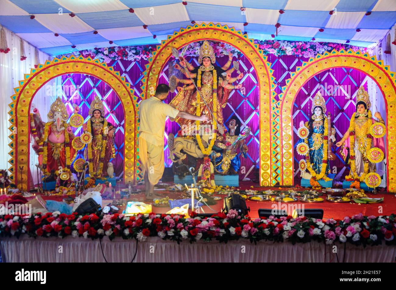 Goddess aarti hi-res stock photography and images - Alamy