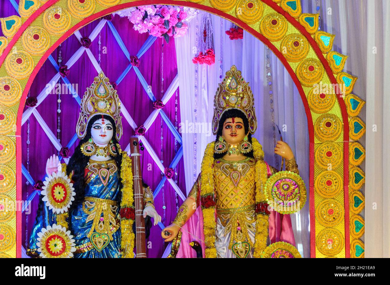 Saraswati goddess hi-res stock photography and images - Alamy