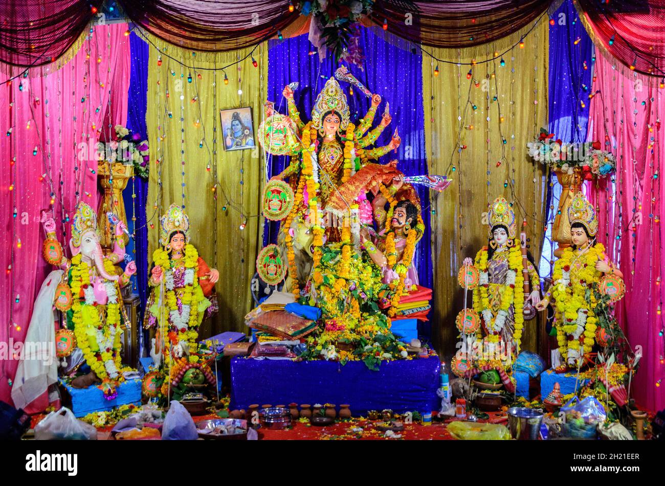 Goddess lakshmi durga puja festival hi-res stock photography and images ...