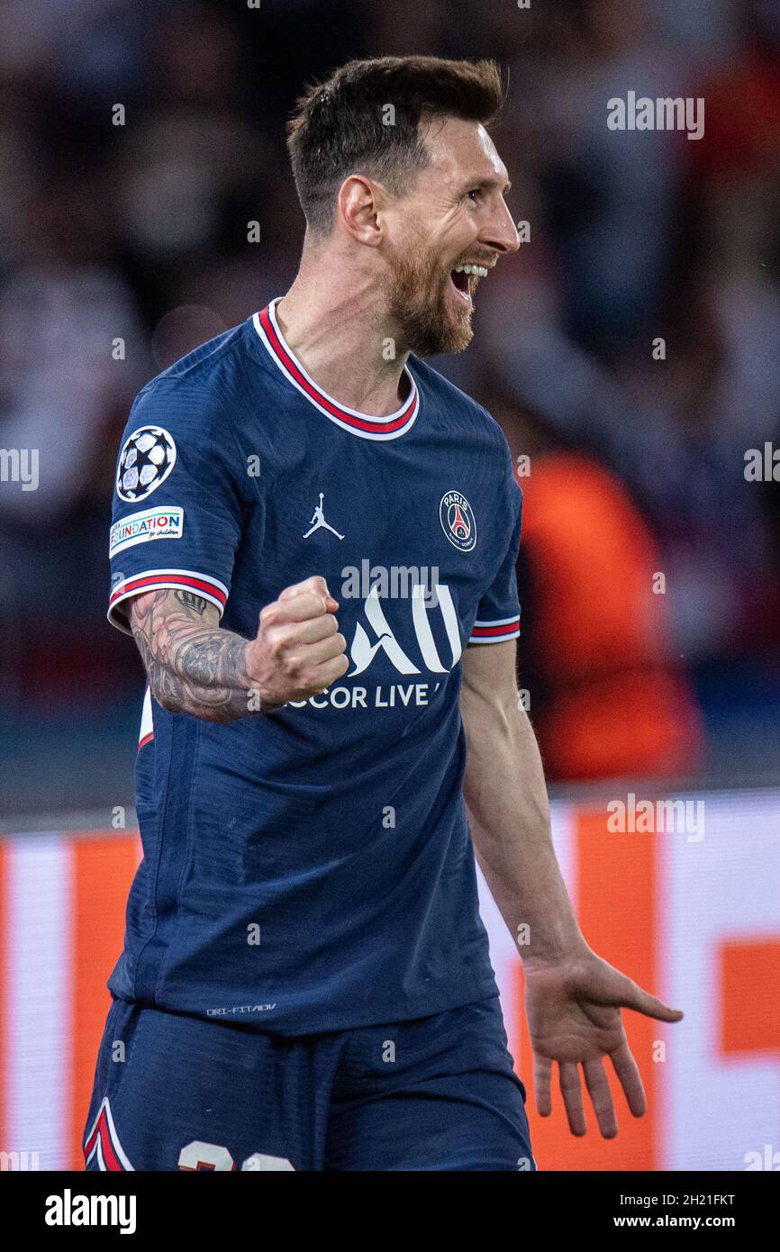 Lionel messi psg 2021 hi-res stock photography and images - Alamy