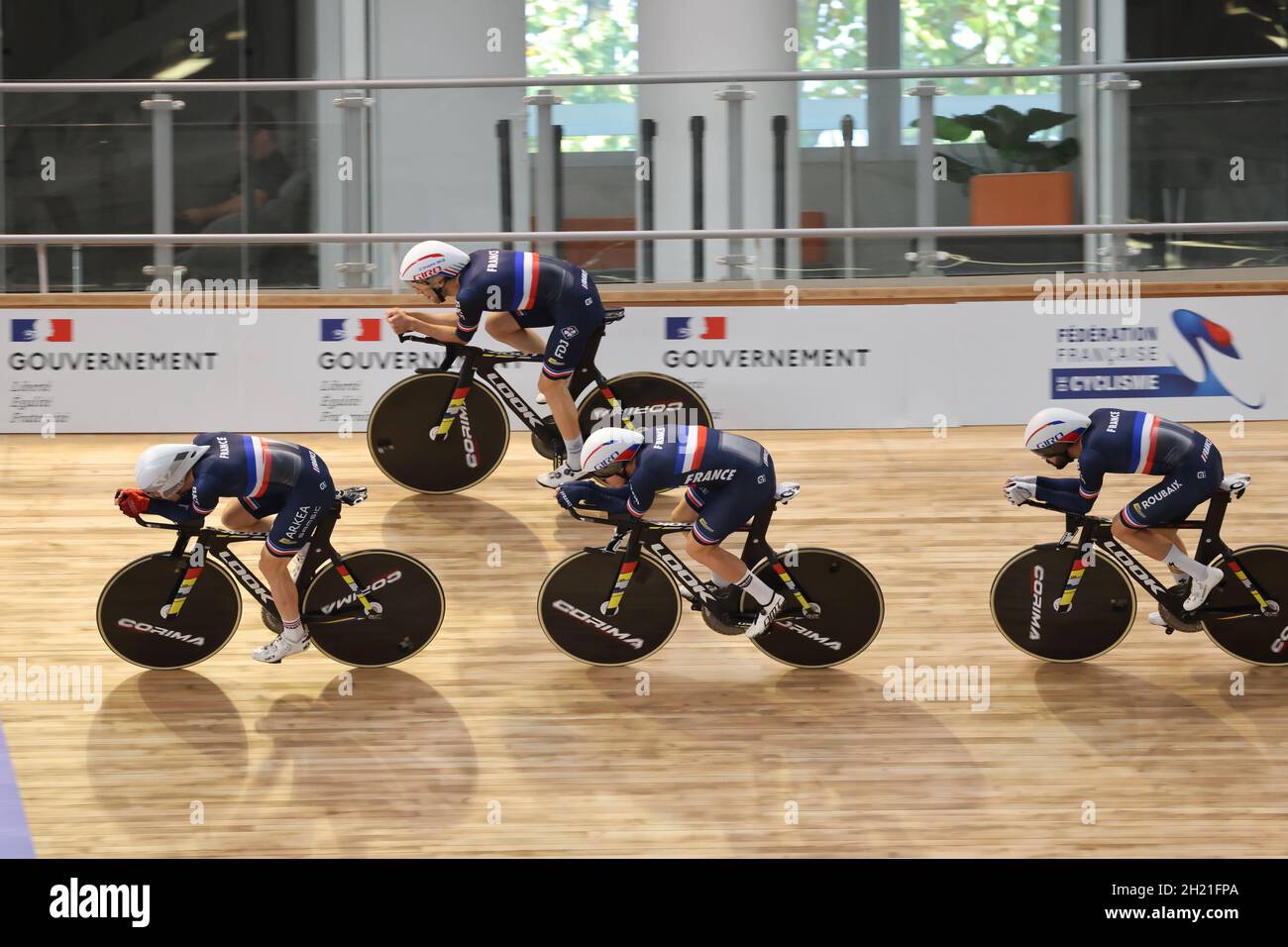 Team France poursuite par equipes during the Tissot UCI Track Cycling ...