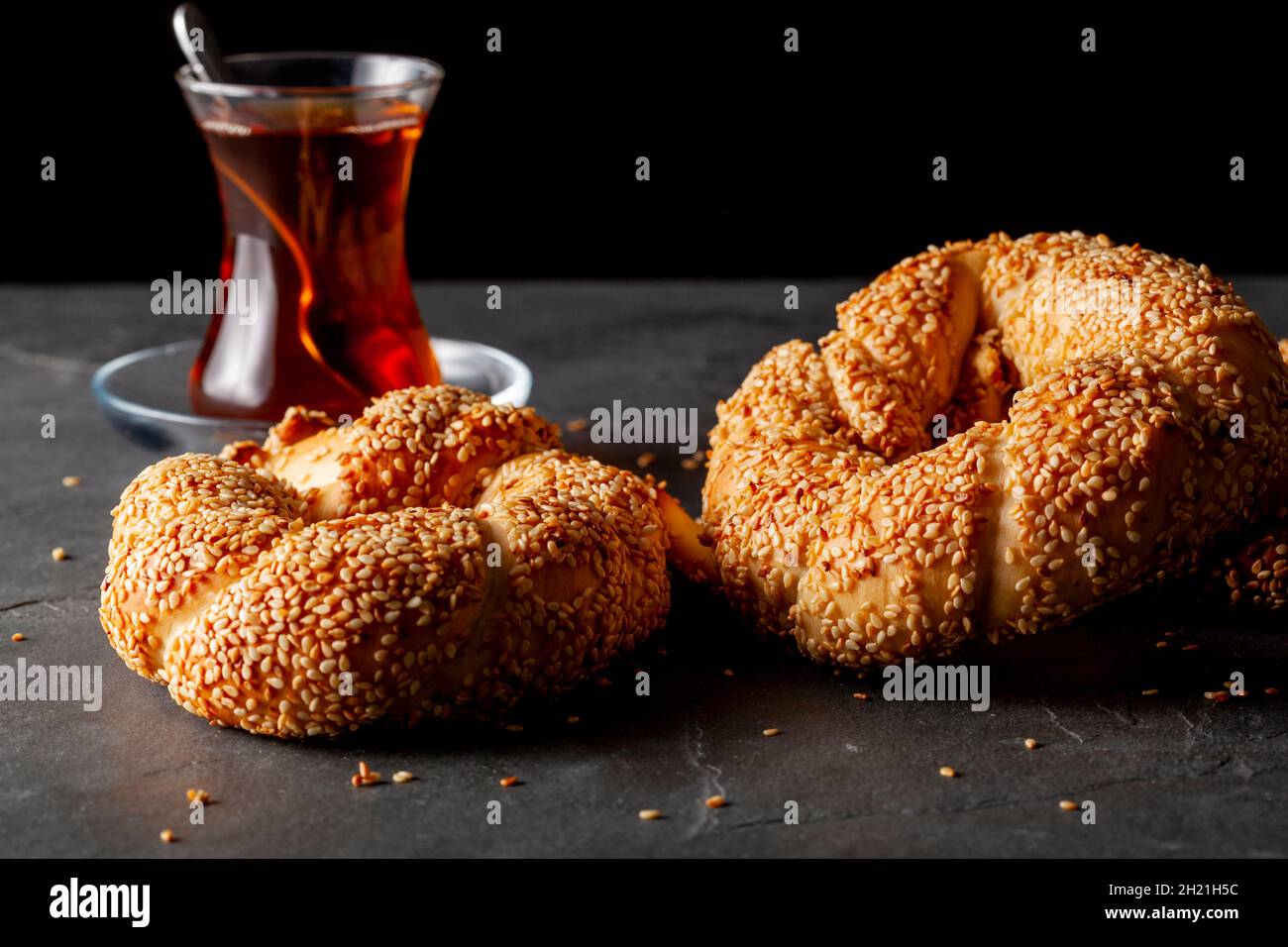 delicious Turkish bagel with sesame seeds known as susamli simit ...