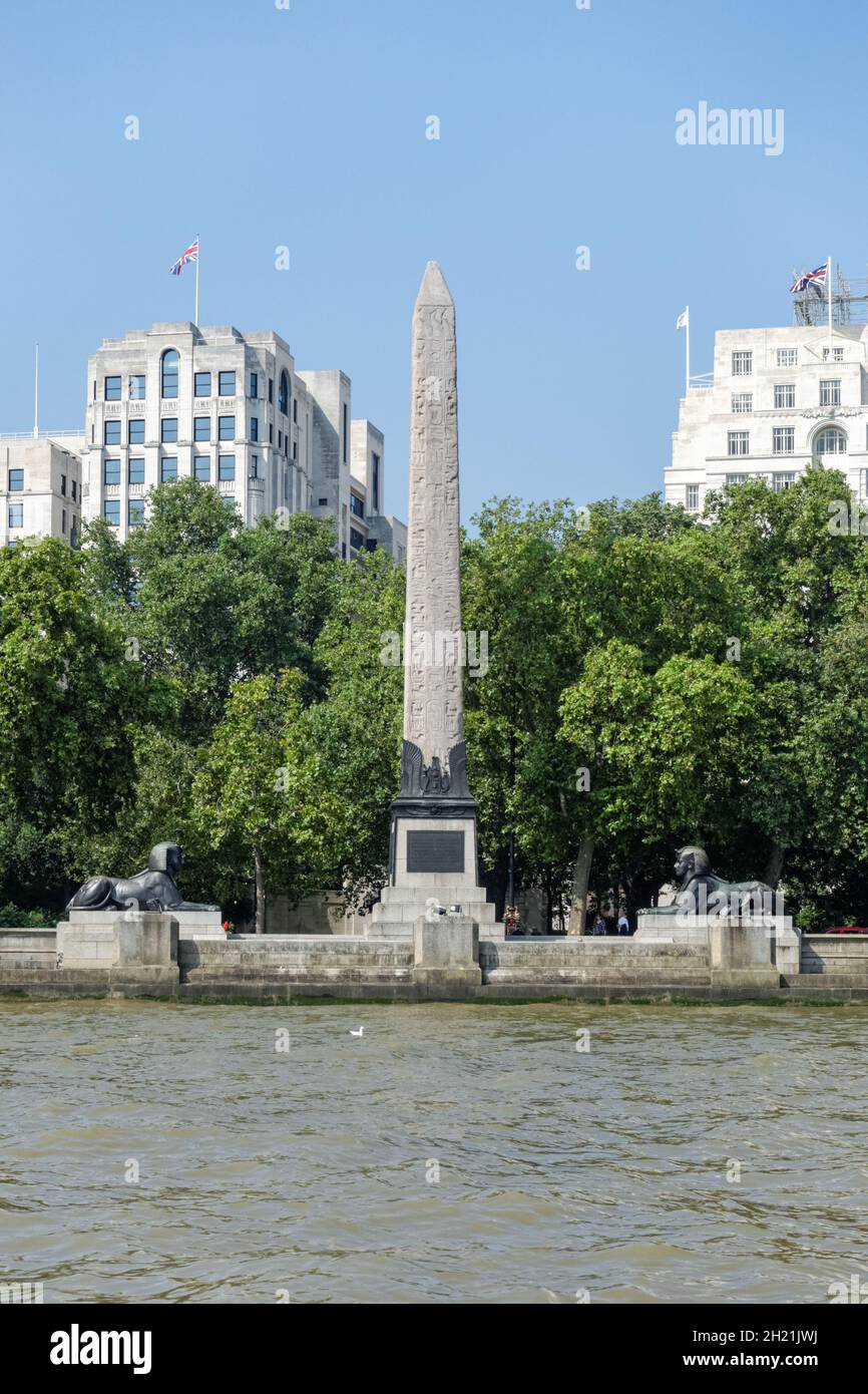 Cleopatra's Needle granite Egyptian obelisk on the river Thames, London ...