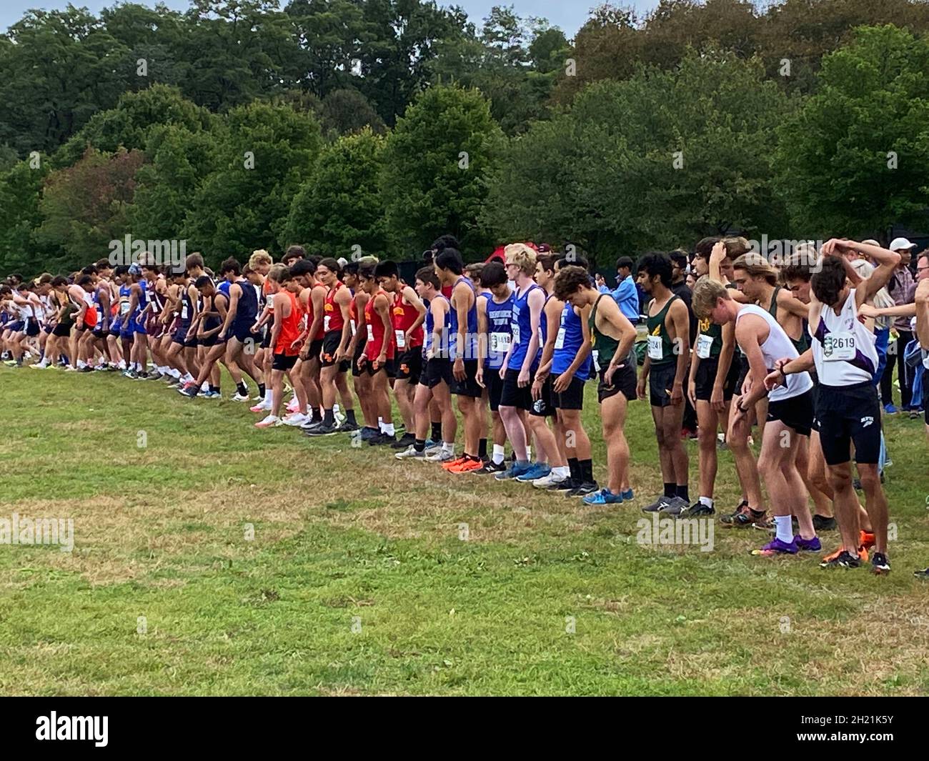 Waiting for school kids hi-res stock photography and images - Alamy