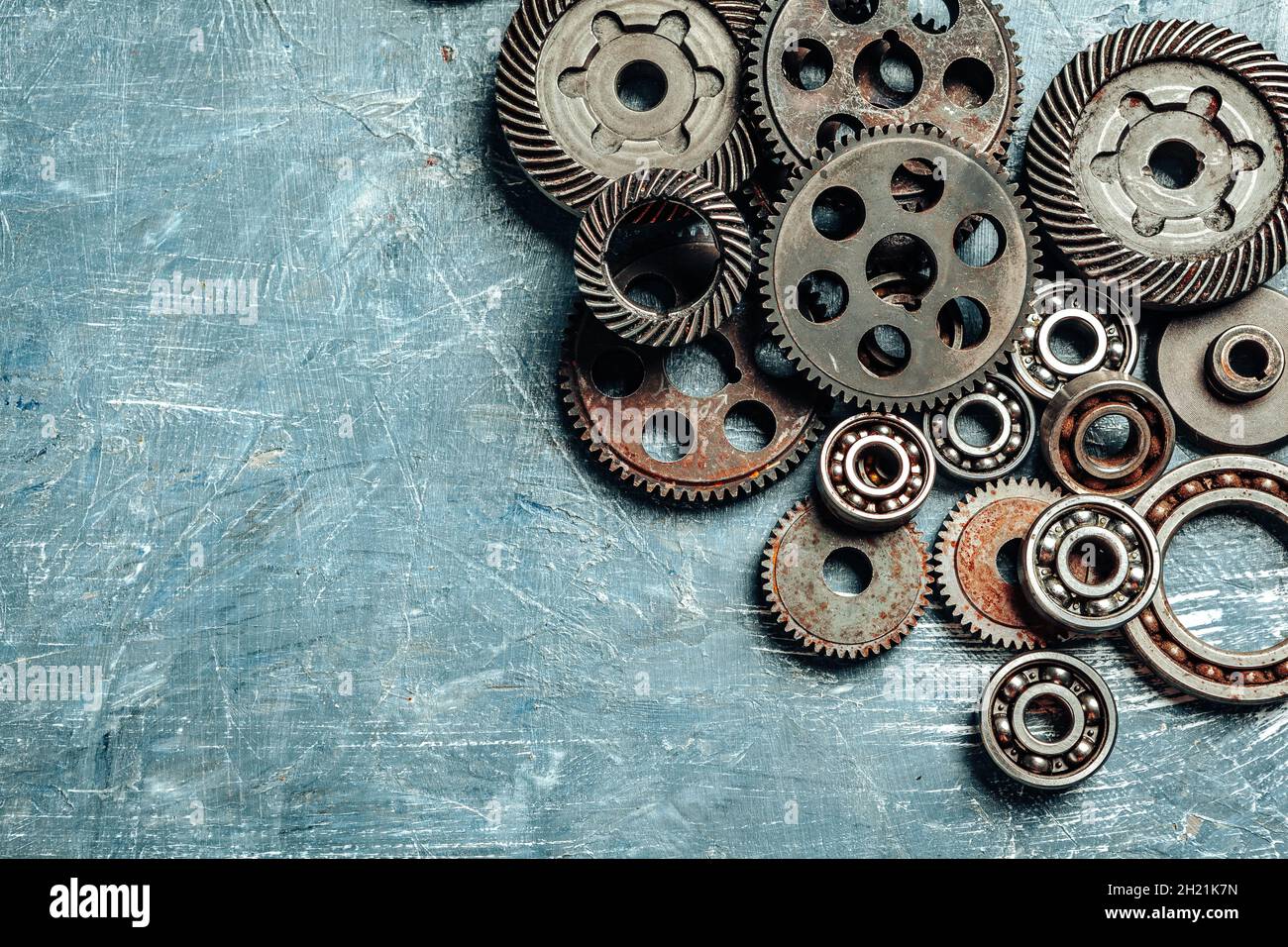 Top view of old rusty car parts Stock Photo - Alamy