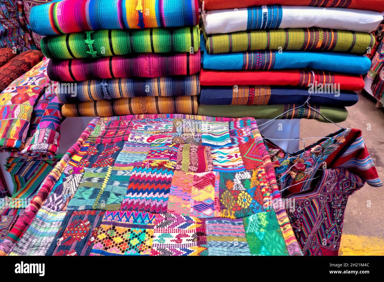 Traditional Mayan textiles at the Sunday Market in Chichicastenango ...