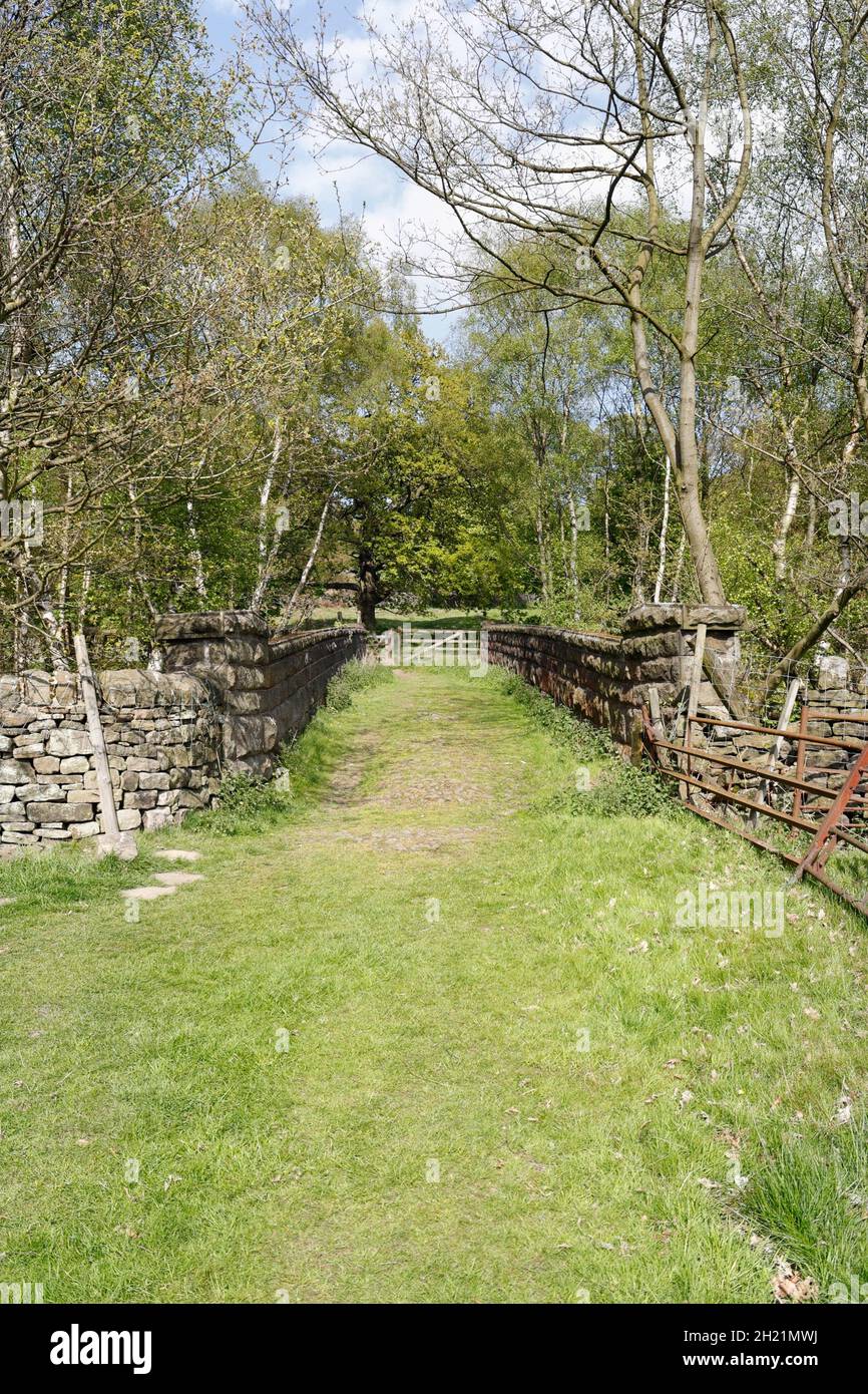 Farm track / footpath over a railway line, Grindleford Derbyshire ...