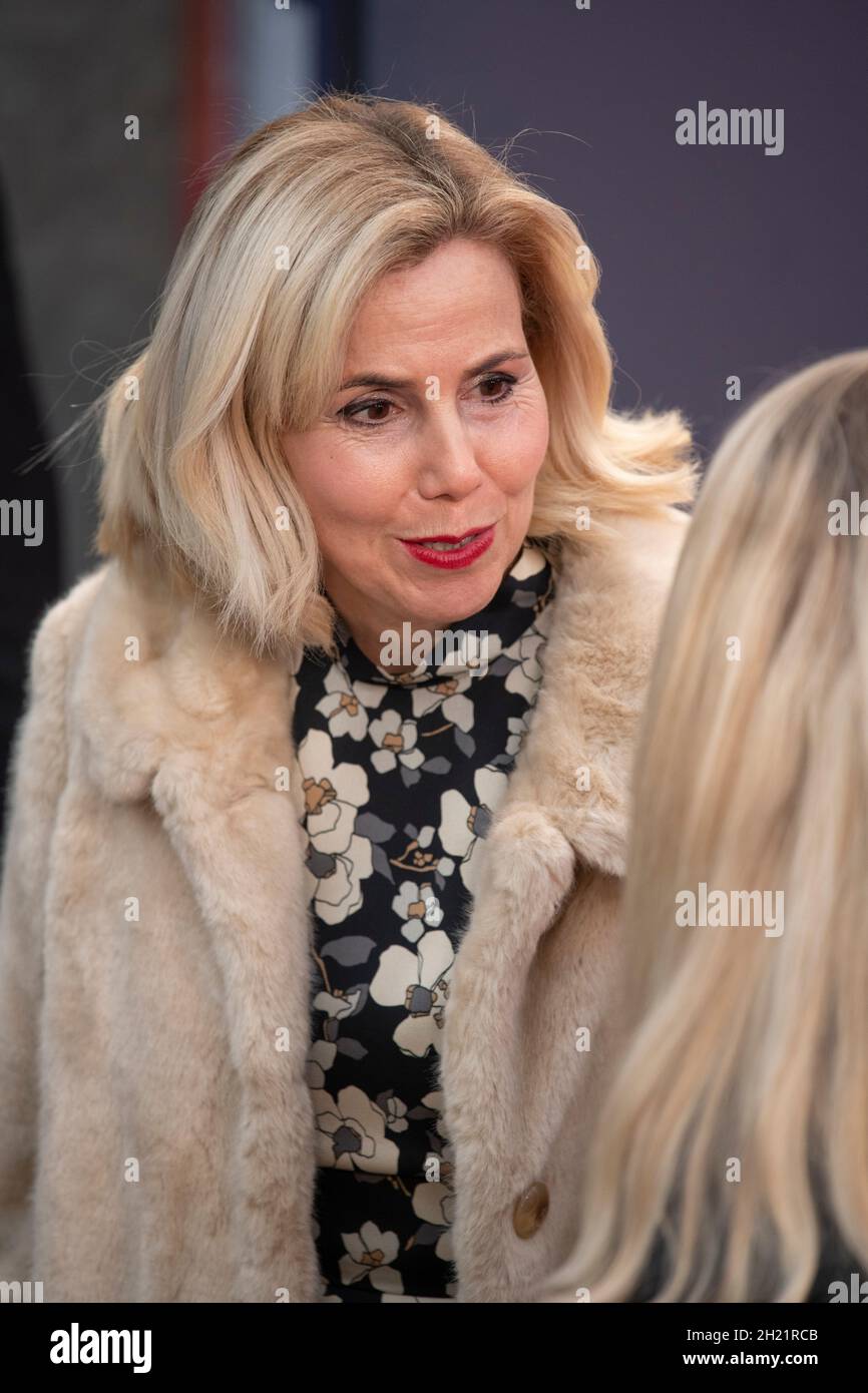 Sally phillips 2021 hi-res stock photography and images - Alamy