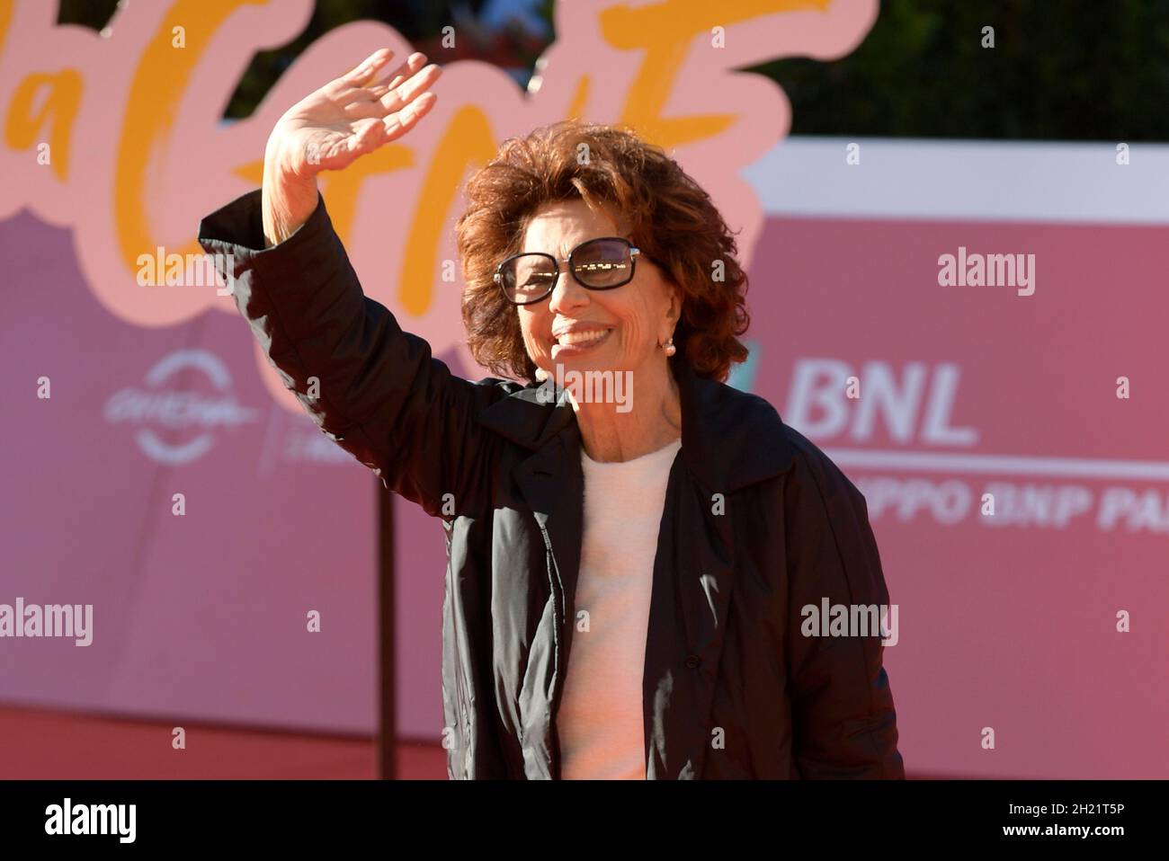 Giovanna Ralli attends the red carpet of Anni da cane at Auditorium ...