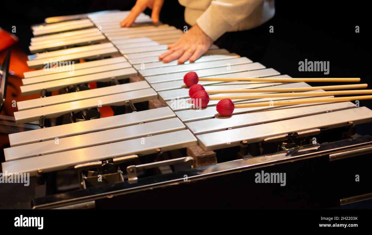 Vibraphone sticks hi-res stock photography and images - Alamy
