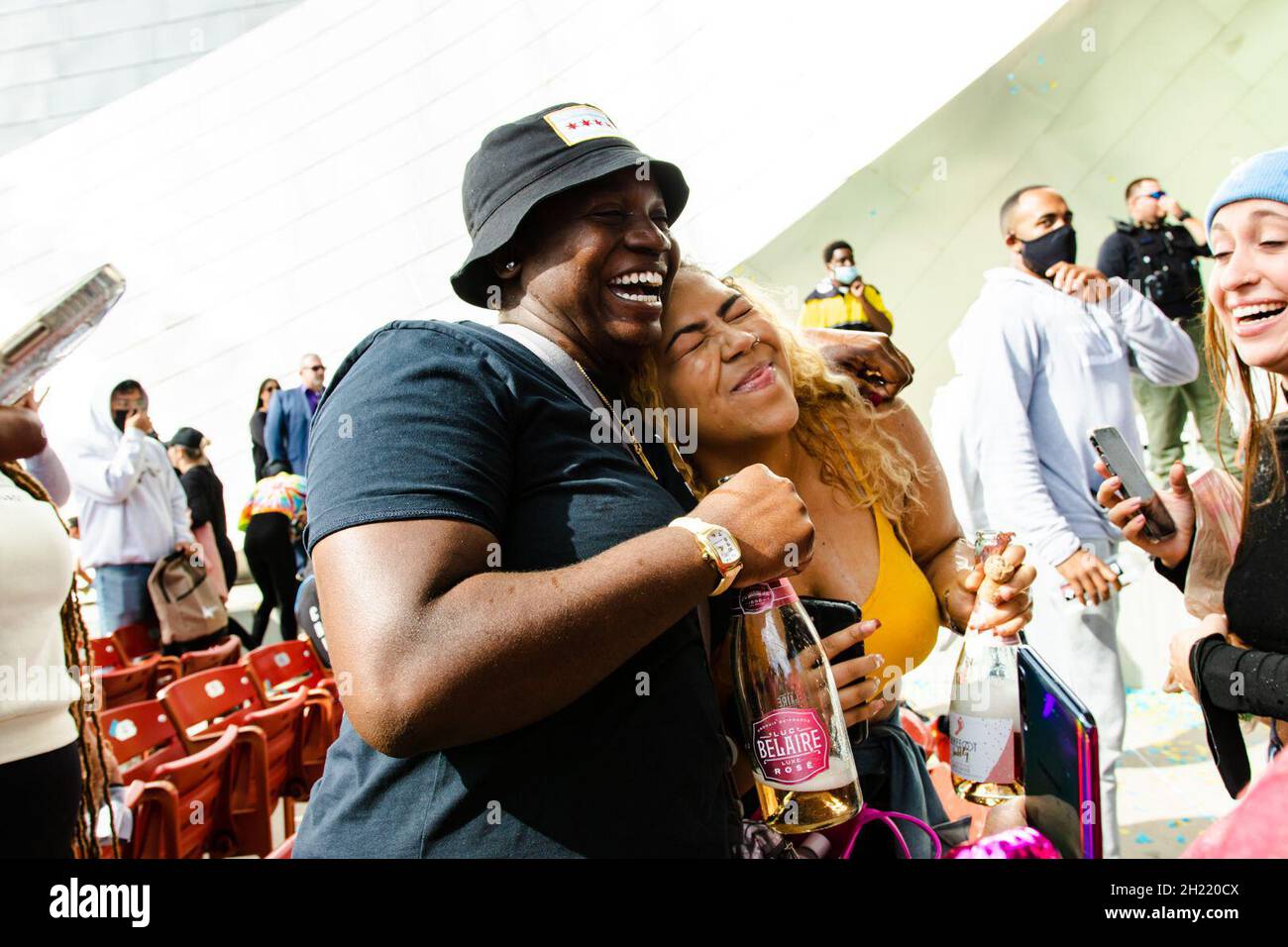 Wnba basketball crowd hi-res stock photography and images - Alamy