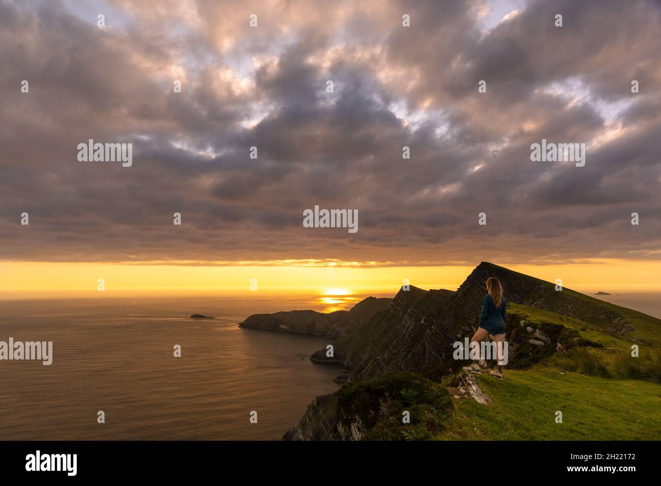 Croaghaun mountain ireland hi-res stock photography and images - Alamy