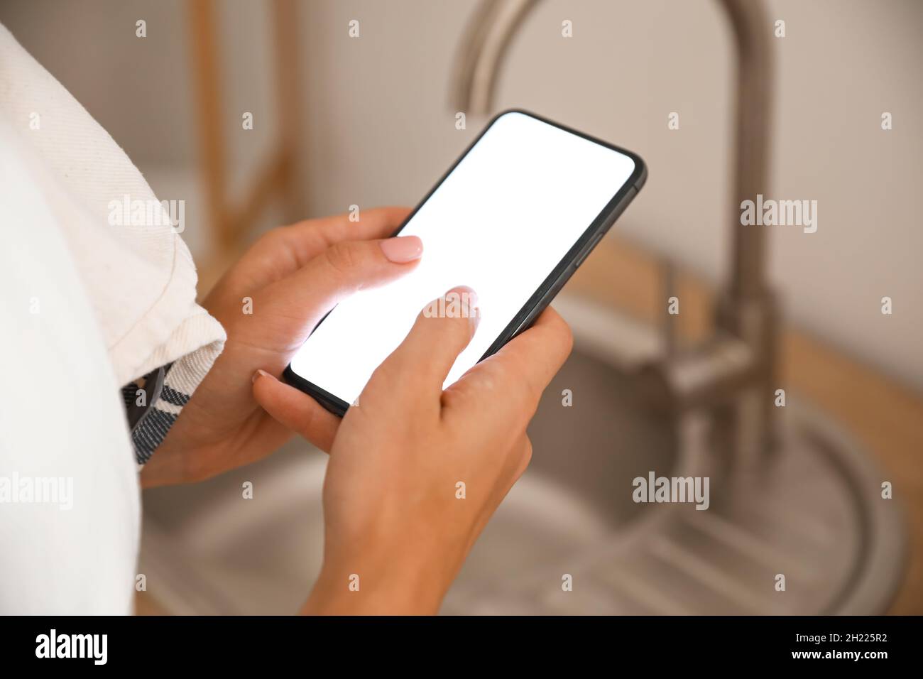 Kitchen design using phone hi-res stock photography and images - Alamy