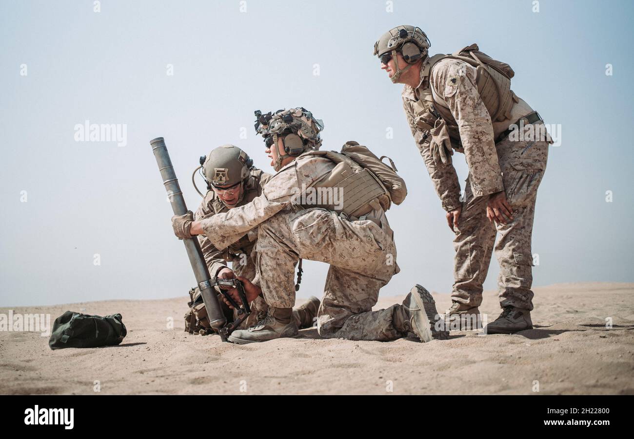 60mm mortar system hi-res stock photography and images - Alamy