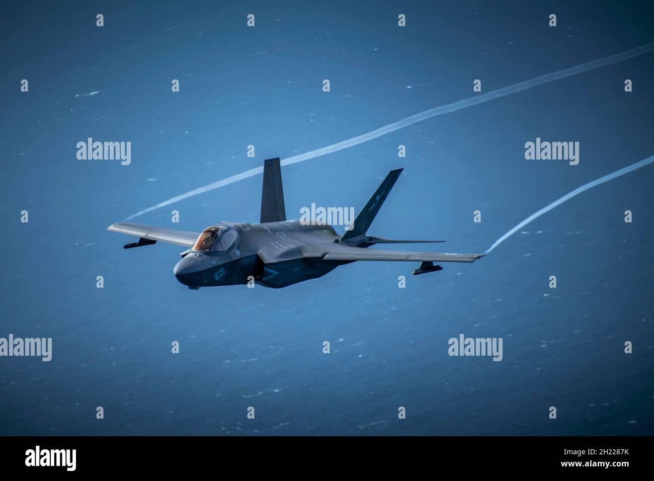 211017-N-HS181-1213 BAY OF BENGAL (Oct. 17, 2021) An F-35C Lightning II, assigned to the ...