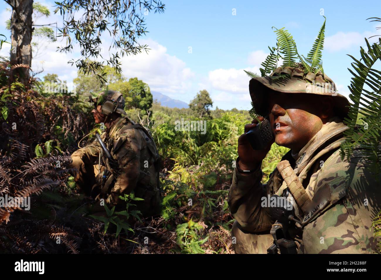 SCHOFIELD BARRACKS, Hawaii – A Green Beret with 3rd Battalion, 1st ...