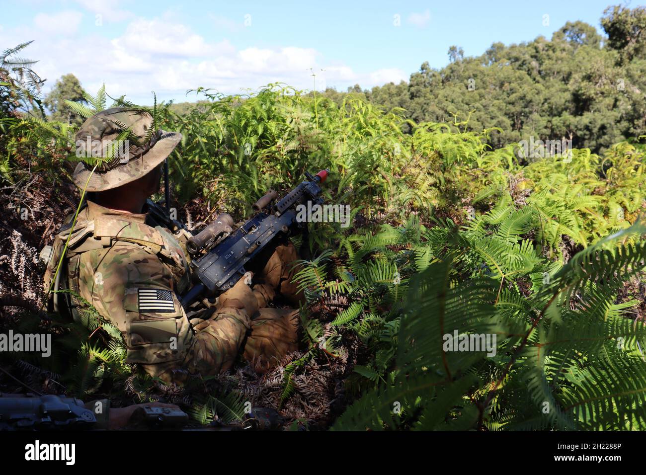 SCHOFIELD BARRACKS, Hawaii – A Green Beret with 3rd Battalion, 1st ...