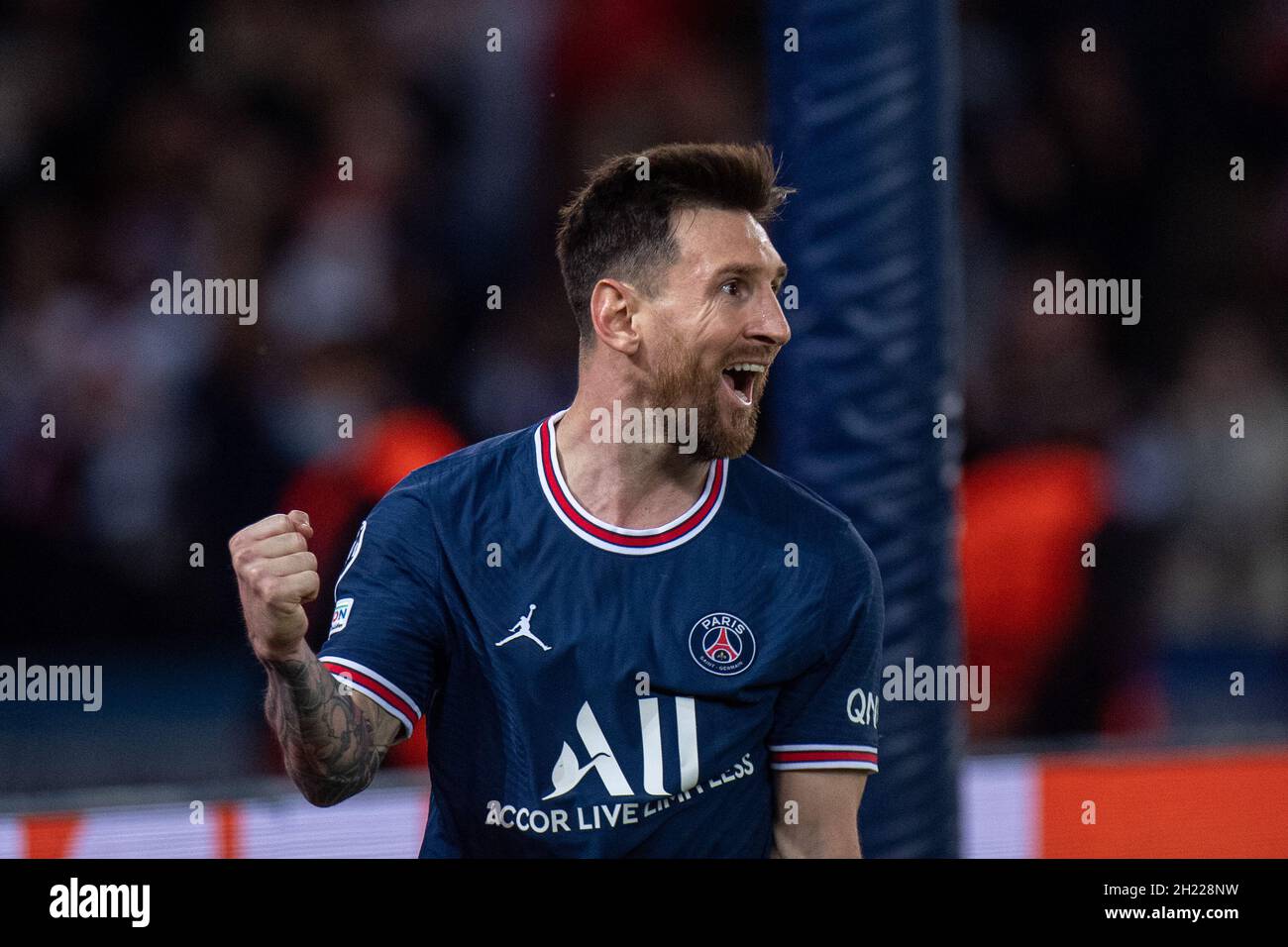 Lionel messi after scoring a goal hi-res stock photography and images ...
