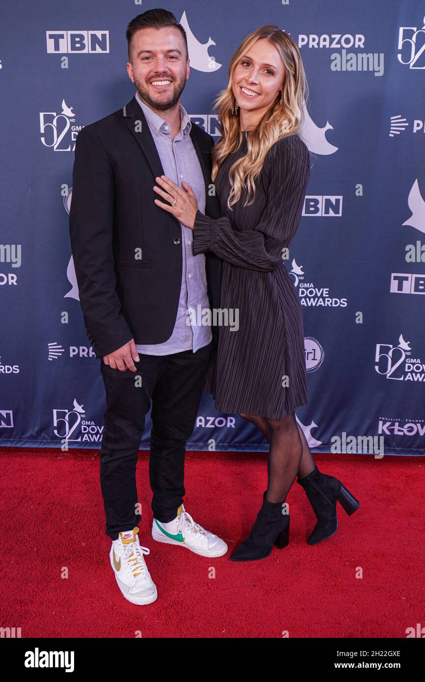 Nashville, Tennessee, USA, October 19, 2021. Evan Craft and his wife ...
