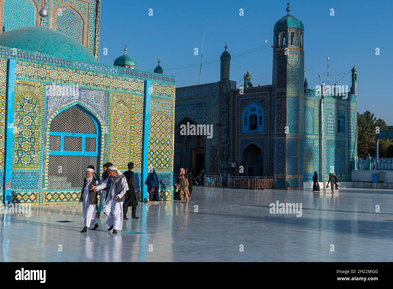 Blue Mosque, Mazar-E-Sharif, Afghanistan Stock Photo - Alamy