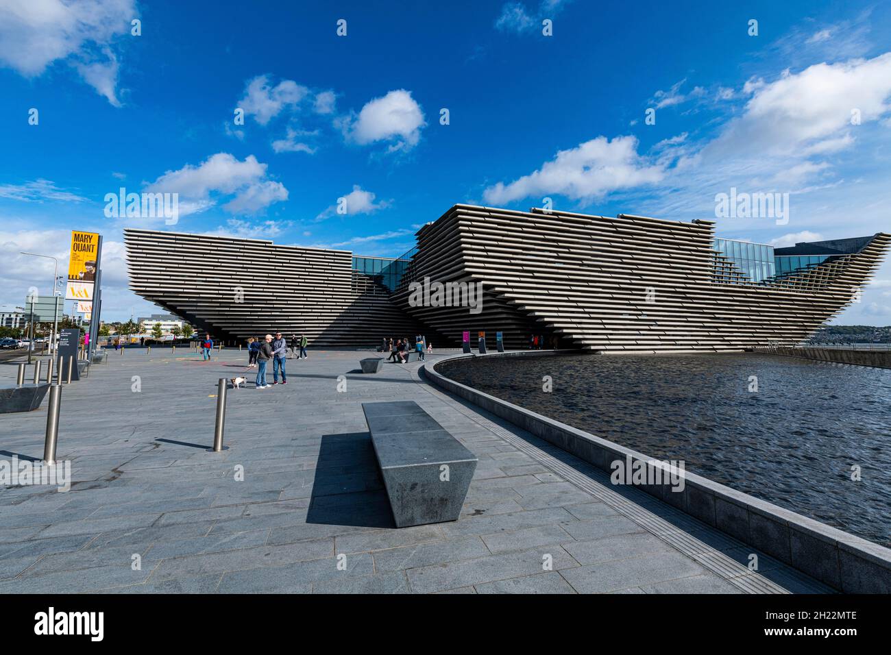 V&A Dundee, Scotland's design museum, Dundee, Scotland, UK Stock Photo ...