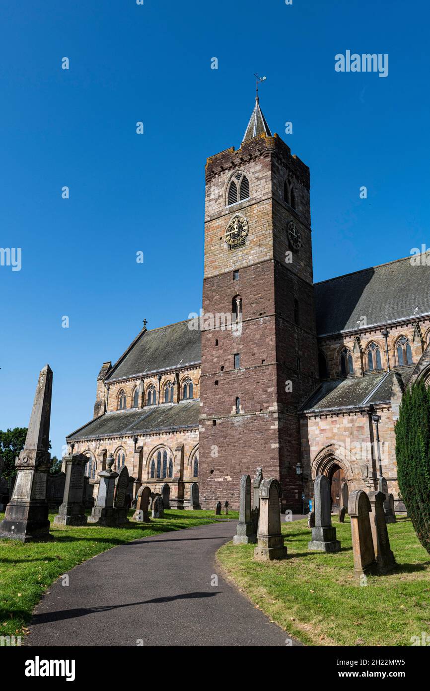 Dunblane Cathedral, Dunblane, Scotland, UK Stock Photo - Alamy