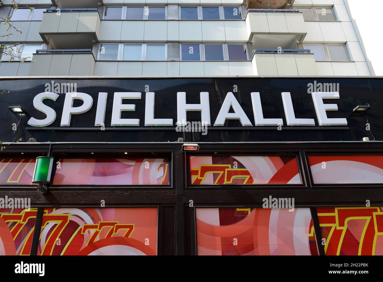 Amusement arcade, Nuernberger Strasse, Charlottenburg, Berlin, Germany ...