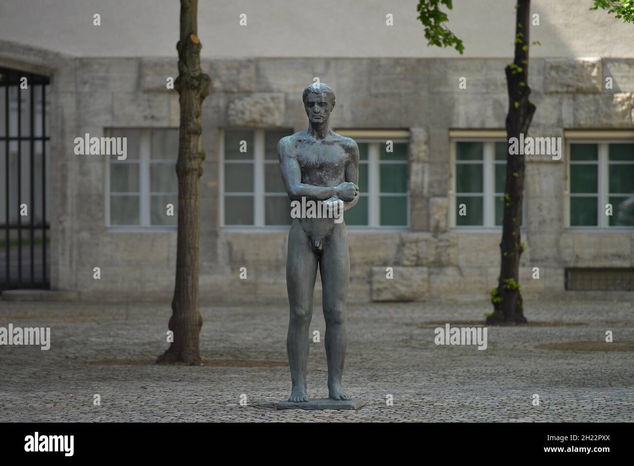 Statue, German Resistance Memorial Center, Federal Ministry of Defence ...