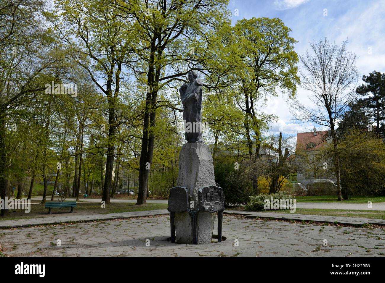 Monument to King Ludwig II Maximiliansanlagen, Bogenhausen, Munich ...