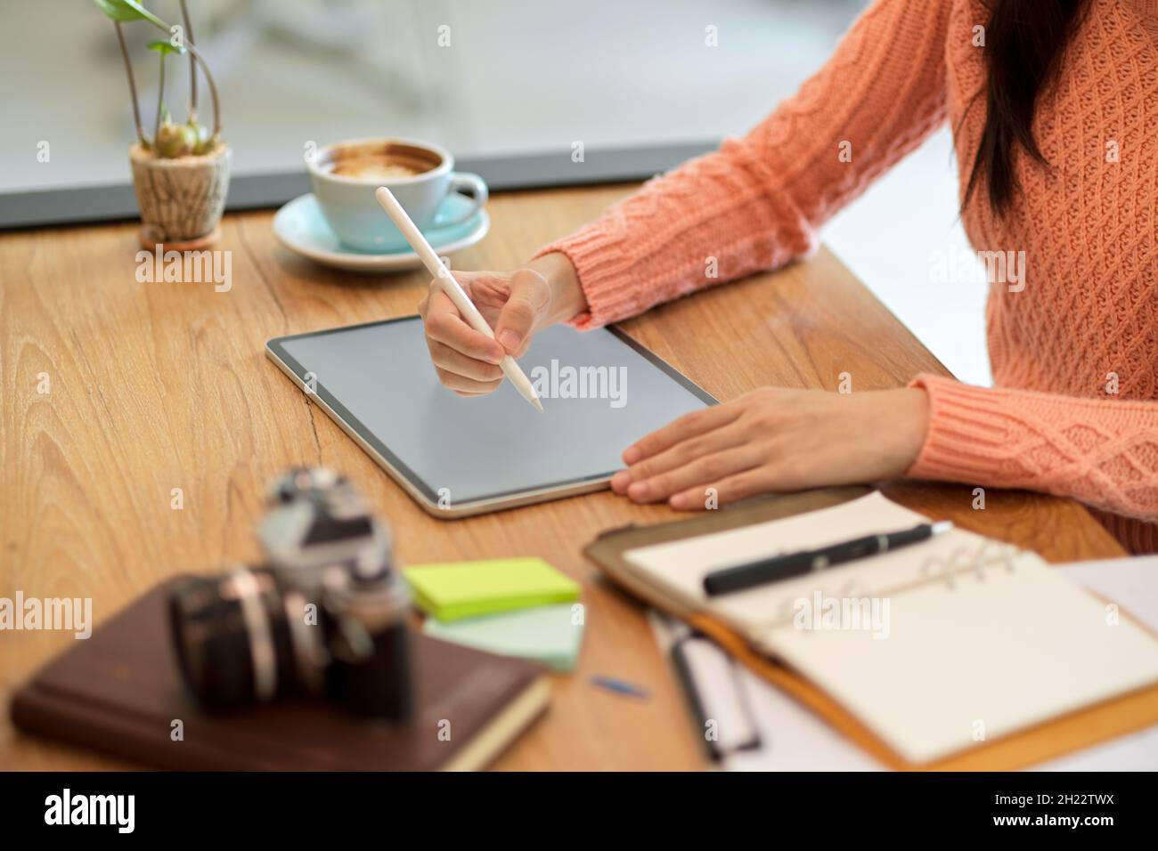 Millennial teen female designer hi-res stock photography and images - Alamy