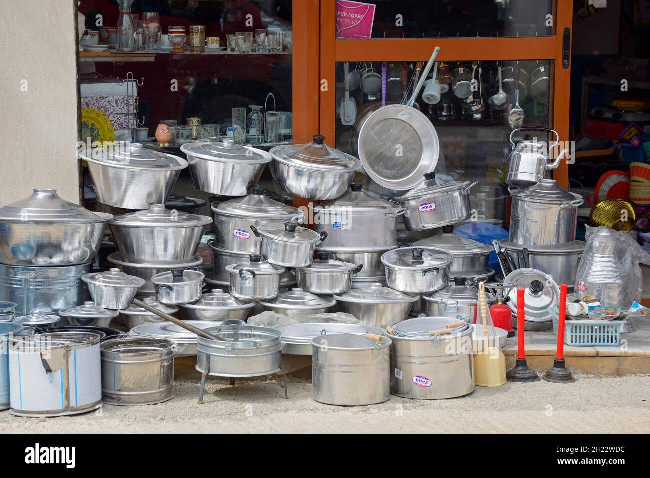 Kukes hi-res stock photography and images - Alamy